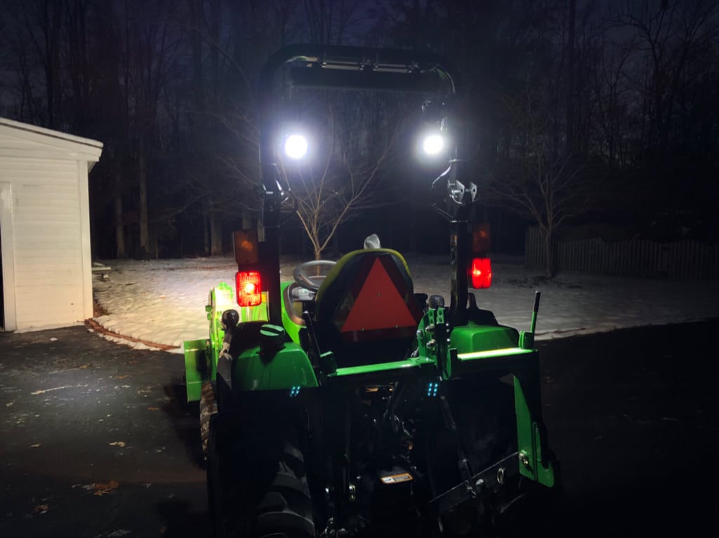 2032R/2038R ROPS lights | Green Tractor Talk