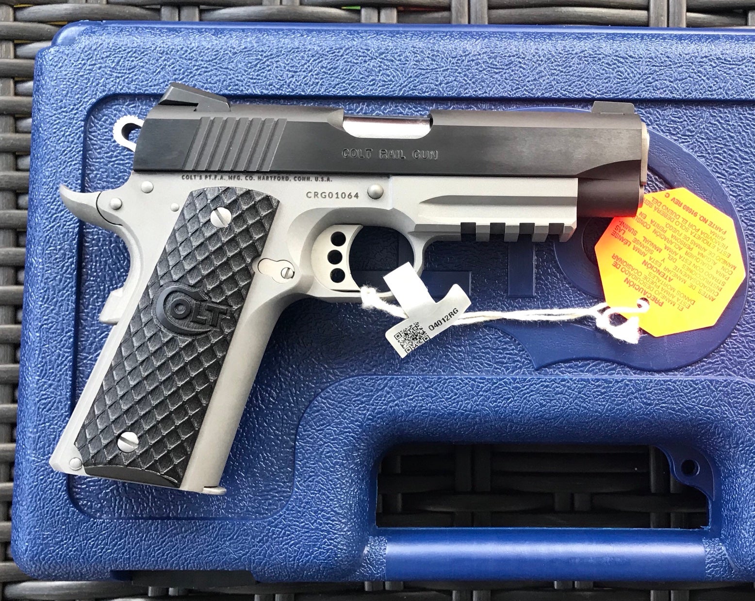 Colt Commander Rail gun. | 1911 Firearm Addicts