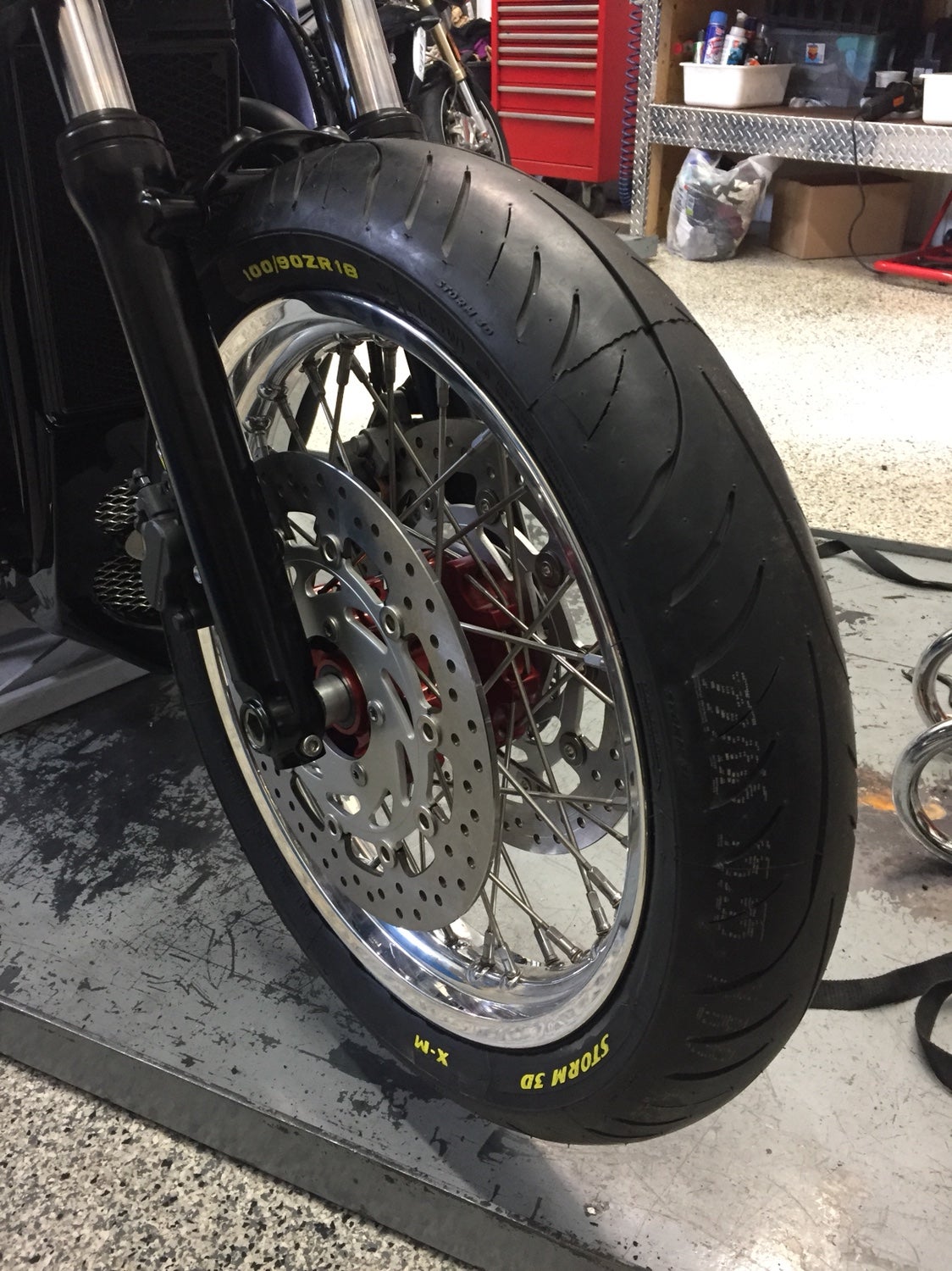 Street Twin dual front disc brake | Triumph Rat Motorcycle Forums