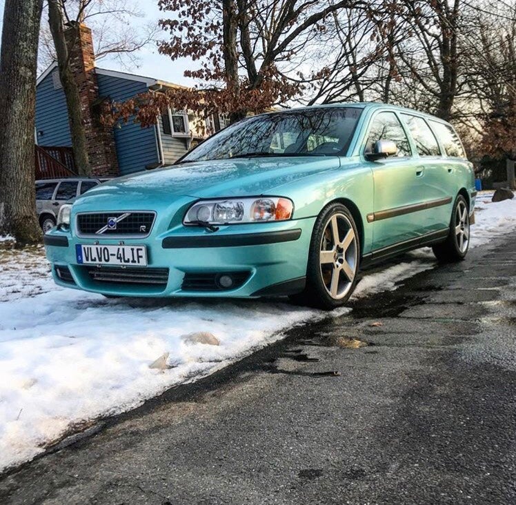 SOLD: 2004 V70R Flash Green Metallic M66 | SwedeSpeed - Volvo ...