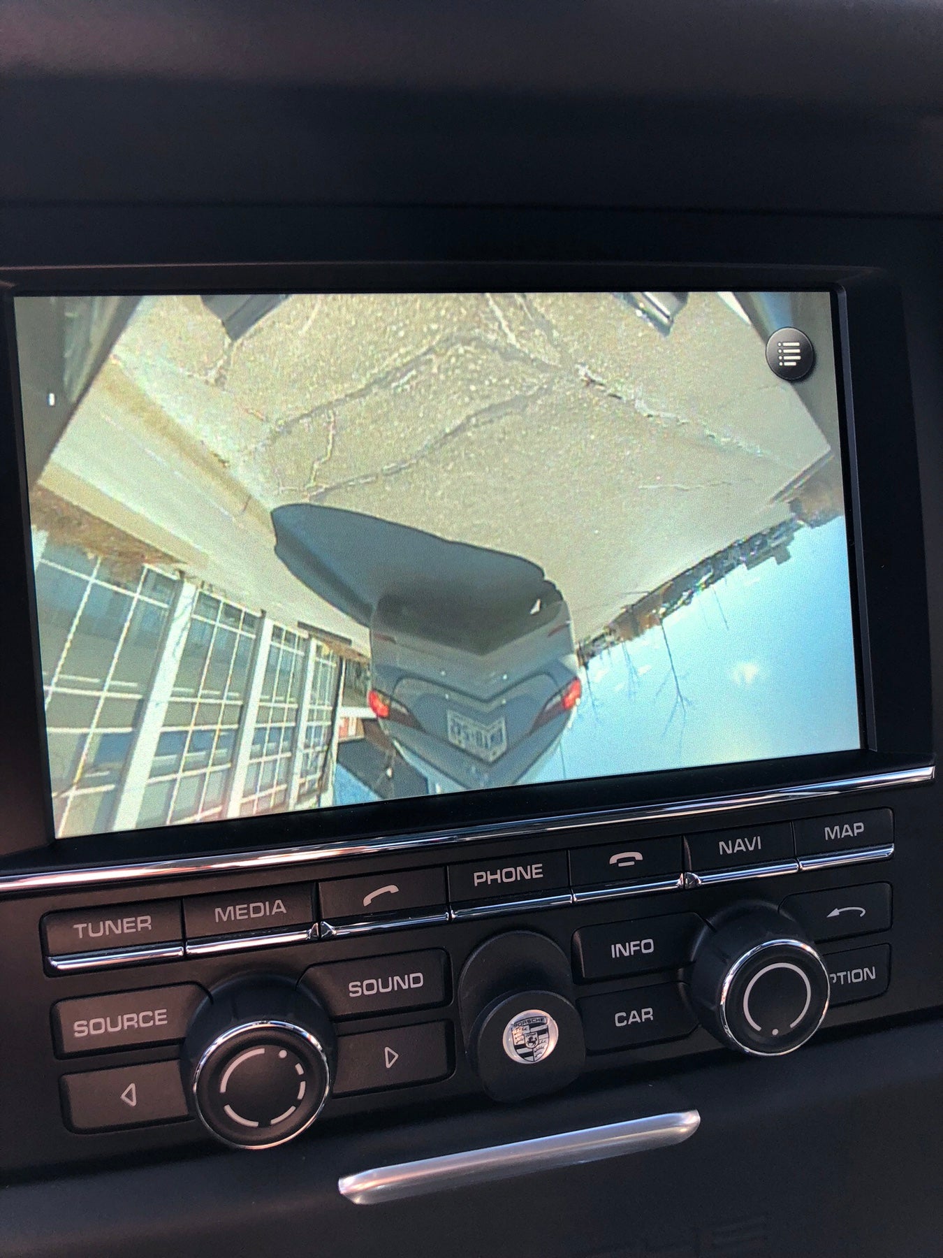 Inverted Front Camera Image | Porsche Macan Forum