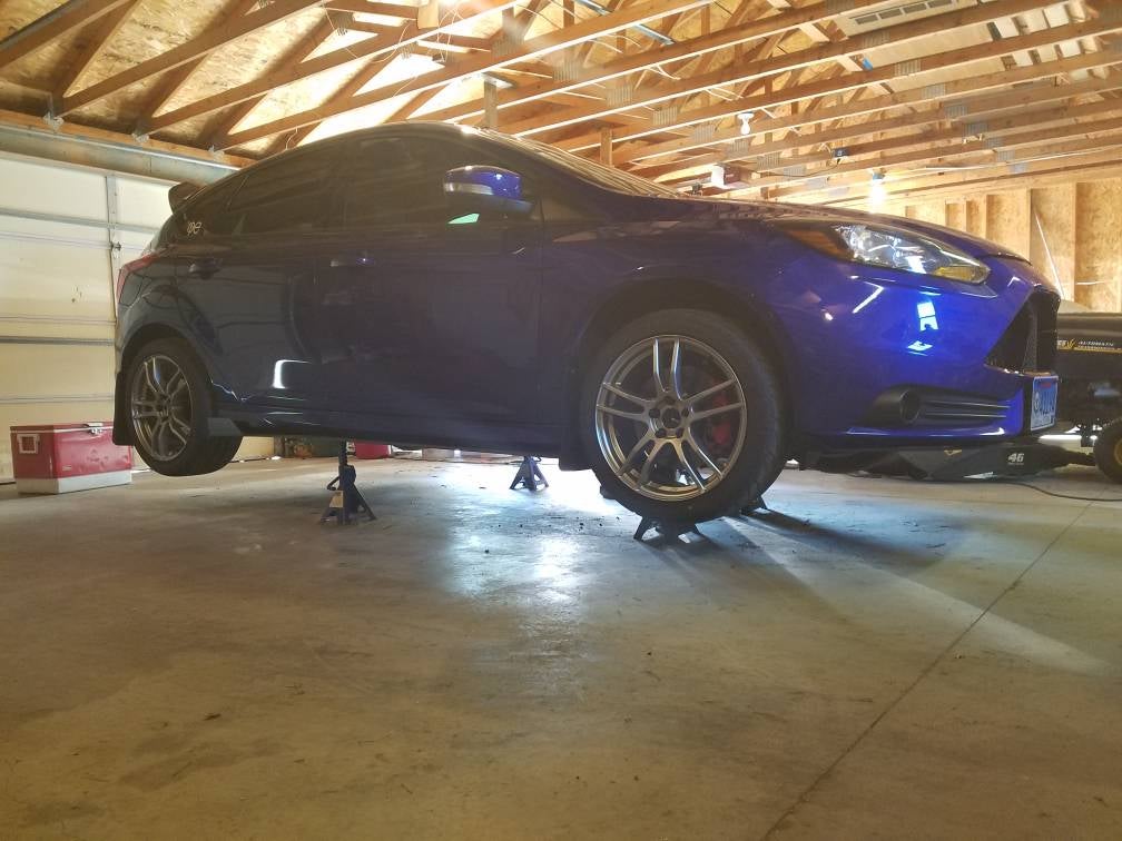 Jacking the car up on all 4 stands | Ford Focus ST Forum