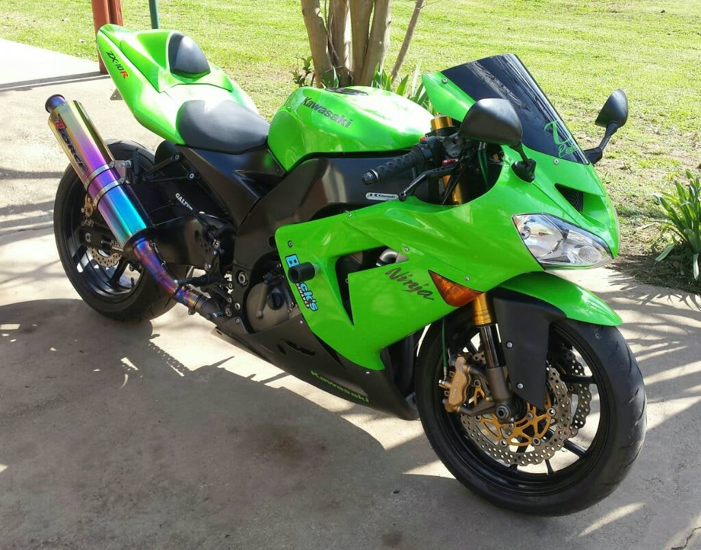 Are Gen 1's Still Alive? | Kawasaki ZX-10R Forum