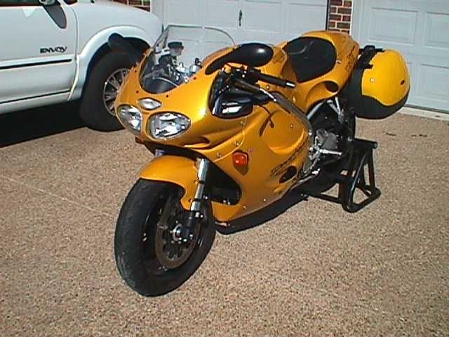 Daytona T595 luggage | Triumph Rat Motorcycle Forums