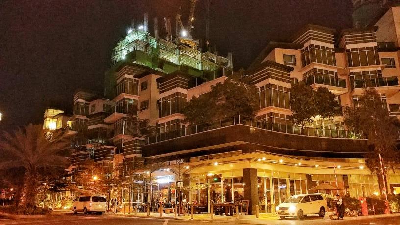 ROCKWELL CENTER | Edades Suites [68.9m|20F|res] | SkyscraperCity Forum