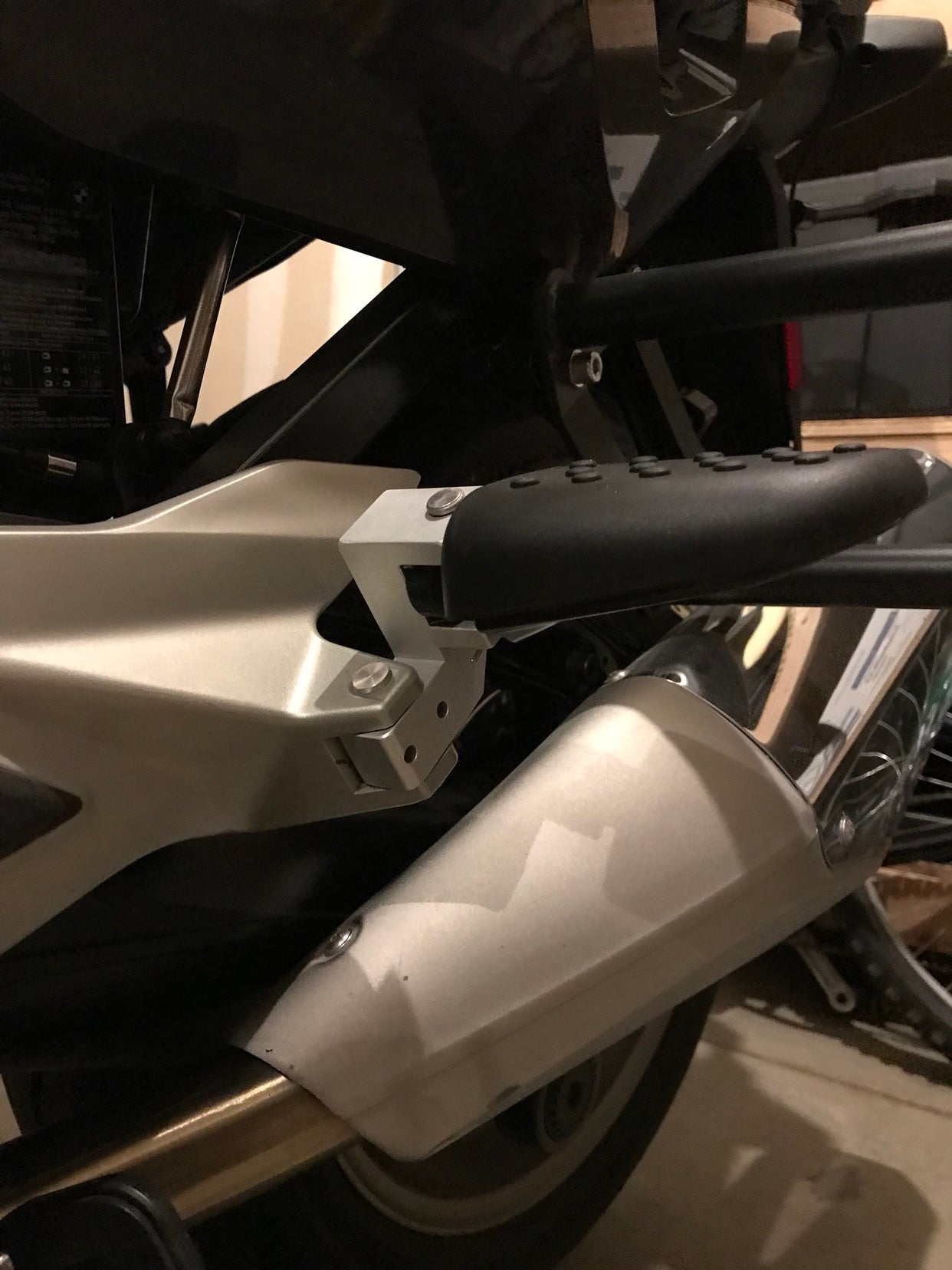 K1600 Passenger Foot Peg riser kit? | BMW K1600 Forum