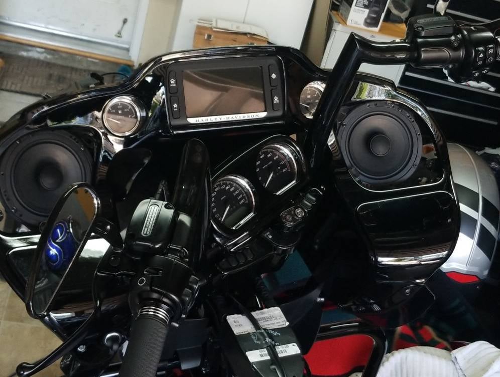 Biketronics Amp Install Complete | Road Glide