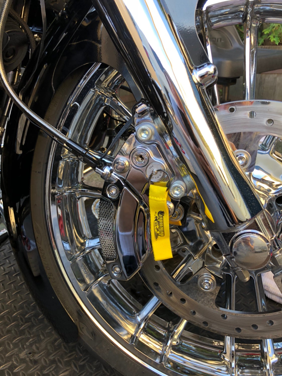 Willy Shiny Brake Calipers | Road Glide