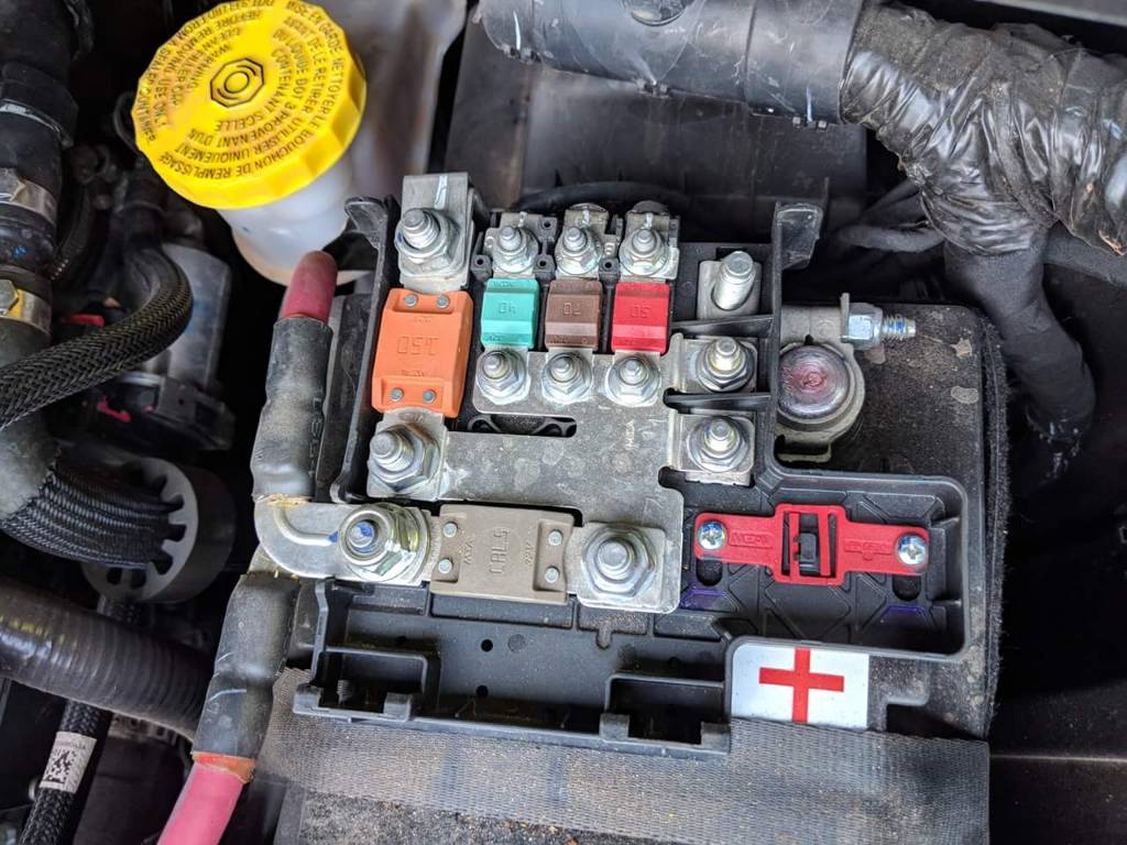 Battery picture | My Jeep Compass Forum