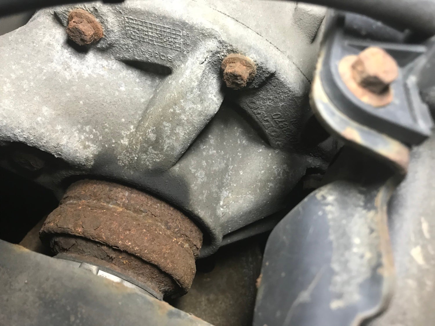 Proper location of rear diff and angle gear fill plug | SwedeSpeed ...