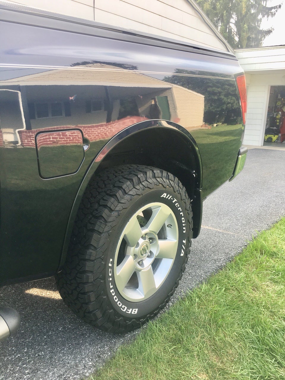 Fender rust added flares | Nissan Titan Forum