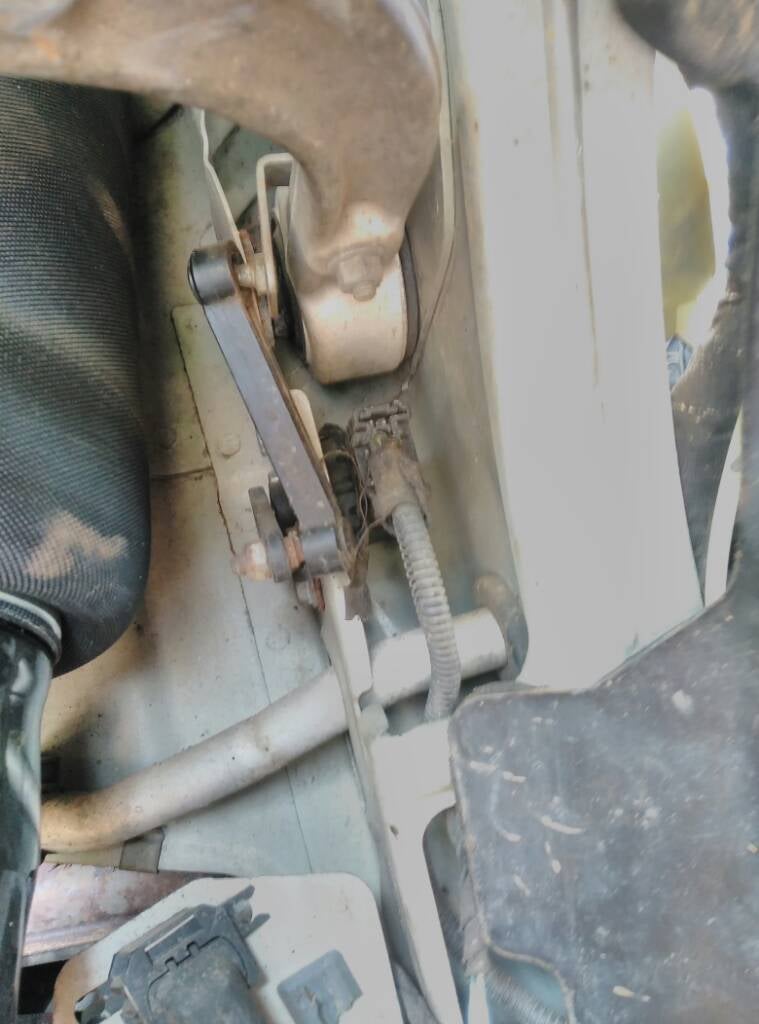 5151 - B22/3 Rear Axle Level Sensor code | Mercedes-Benz Forum