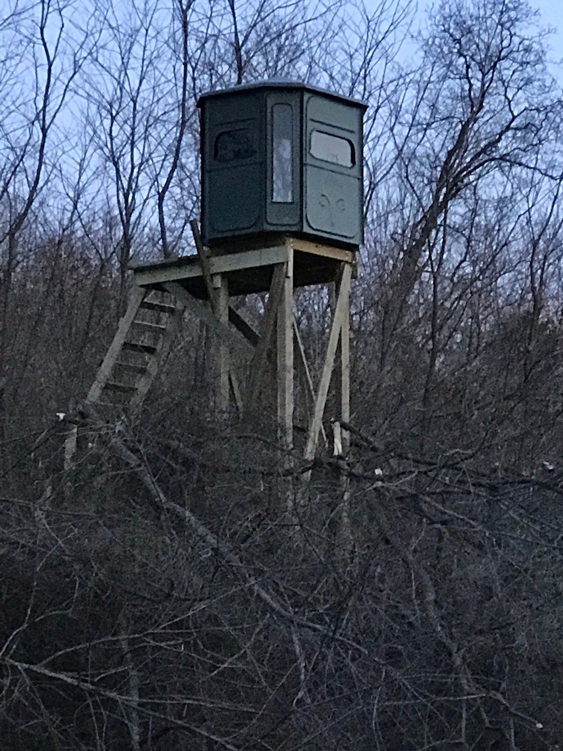 Steps/Stairs/Ladder to an elevated hunting blind? | Michigan Sportsman ...
