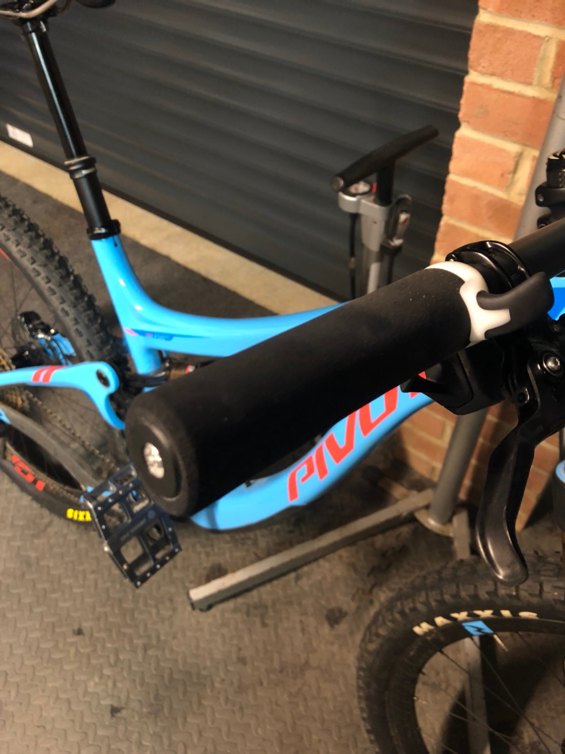 PadLoc Grip End Plugs | Mountain Bike Reviews Forum