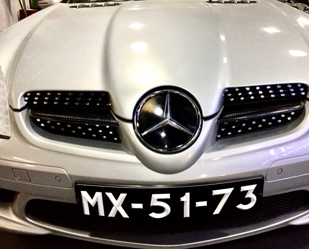 Diamond Grill + Mirror Star front Emblem | Mercedes SLK World
