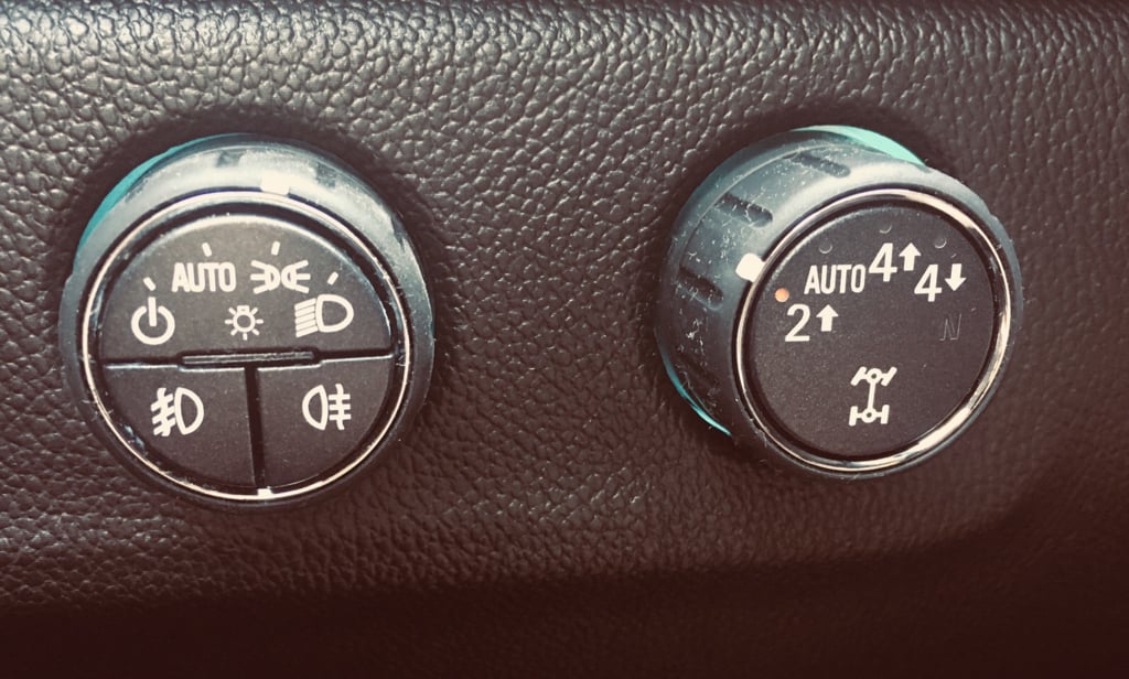 Headlight switches - Trailboss, fog and off road lights with part ...