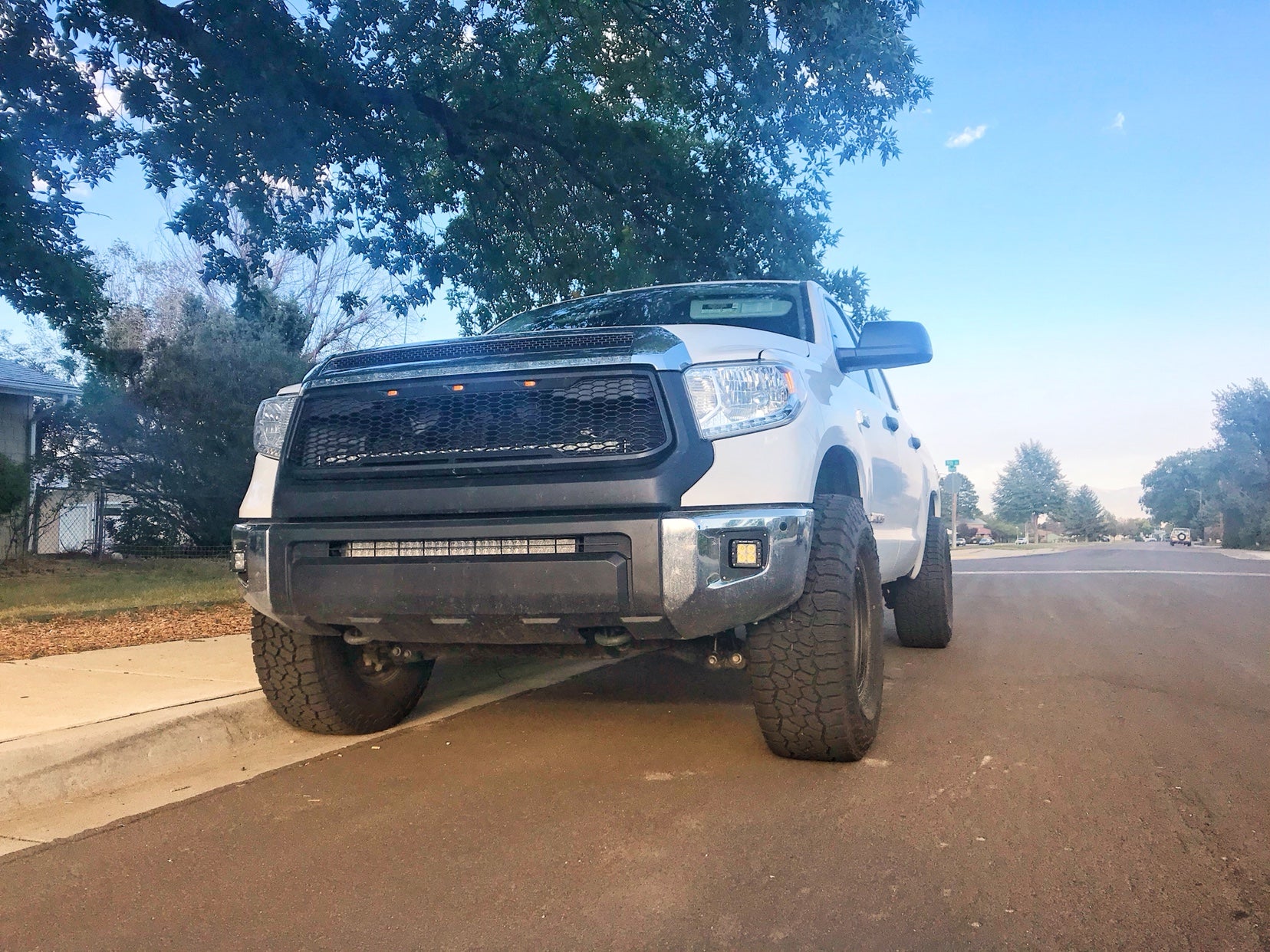 Method MR311 Vex 17x8.5, 0mm / Falken Wildpeak A/T3W LT315/70R17 ...