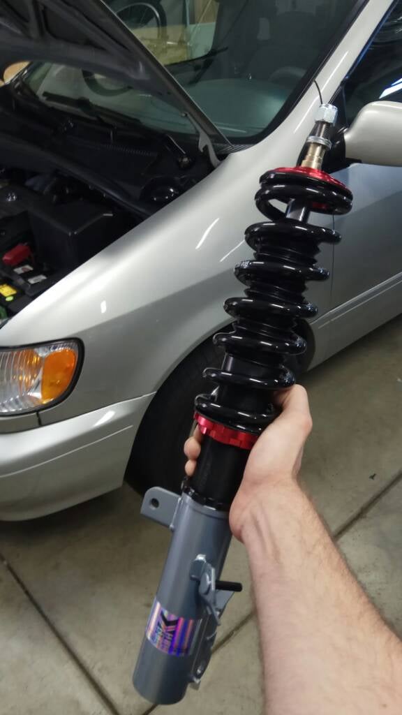 Lowering my 1st Gen Sienna | Toyota Sienna Forum - siennachat.com