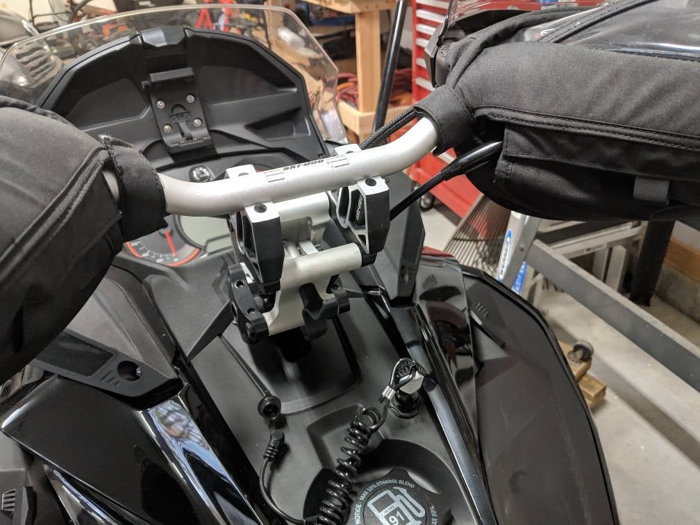 2019 XRS FAR vs Standard Adjustable Riser | Ski-Doo Snowmobiles Forum