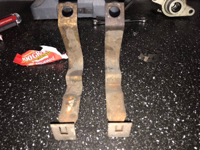 Rear Brake Hose Retainer / Bracket Part Number 357611797 | VW Vortex ...