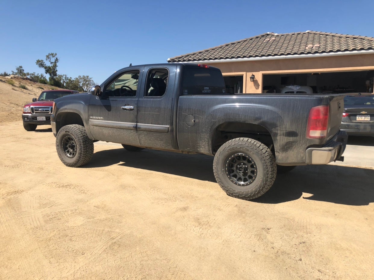 33s on a 6 inch lift - too small? | Chevy Silverado and GMC Sierra Forum