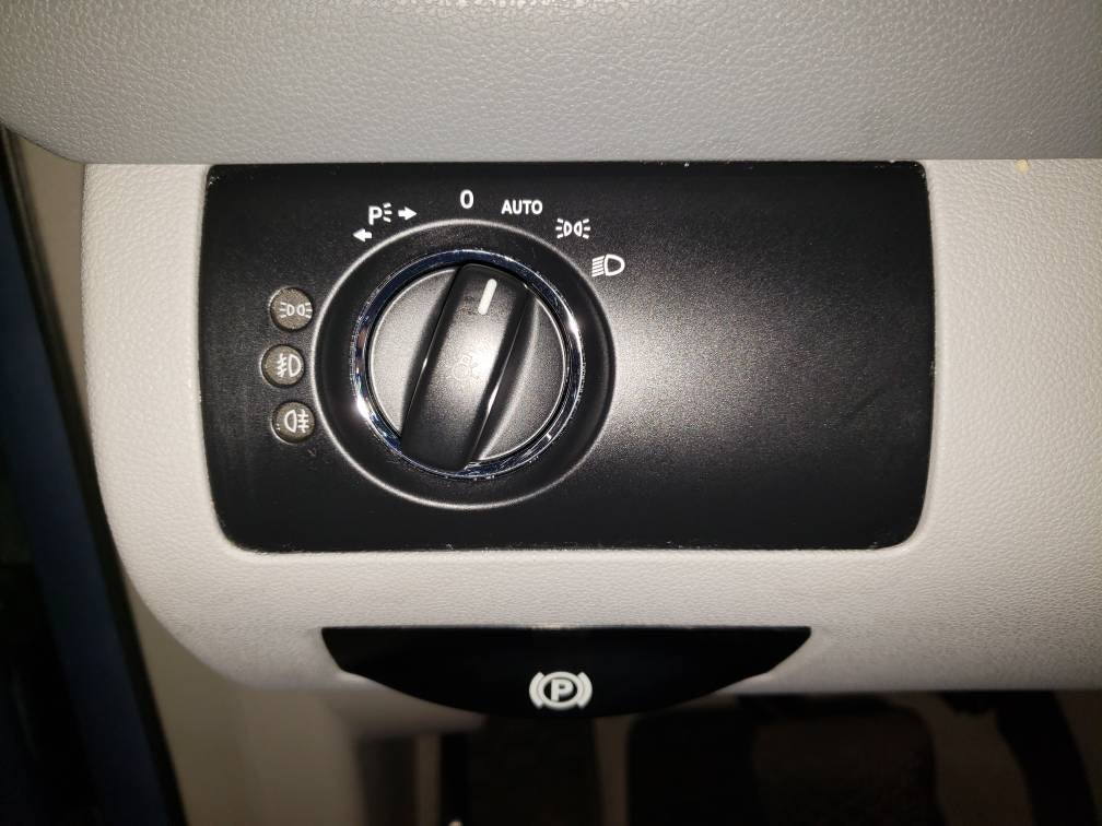 Light switch trim? | Mercedes-Benz Forum