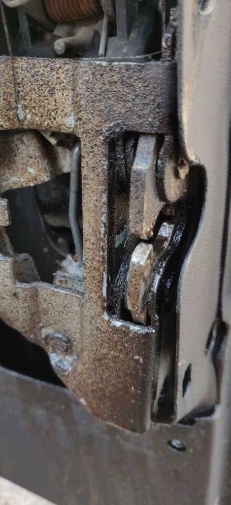 Yj tailgate latches Stuck | Jeep Enthusiast Forums