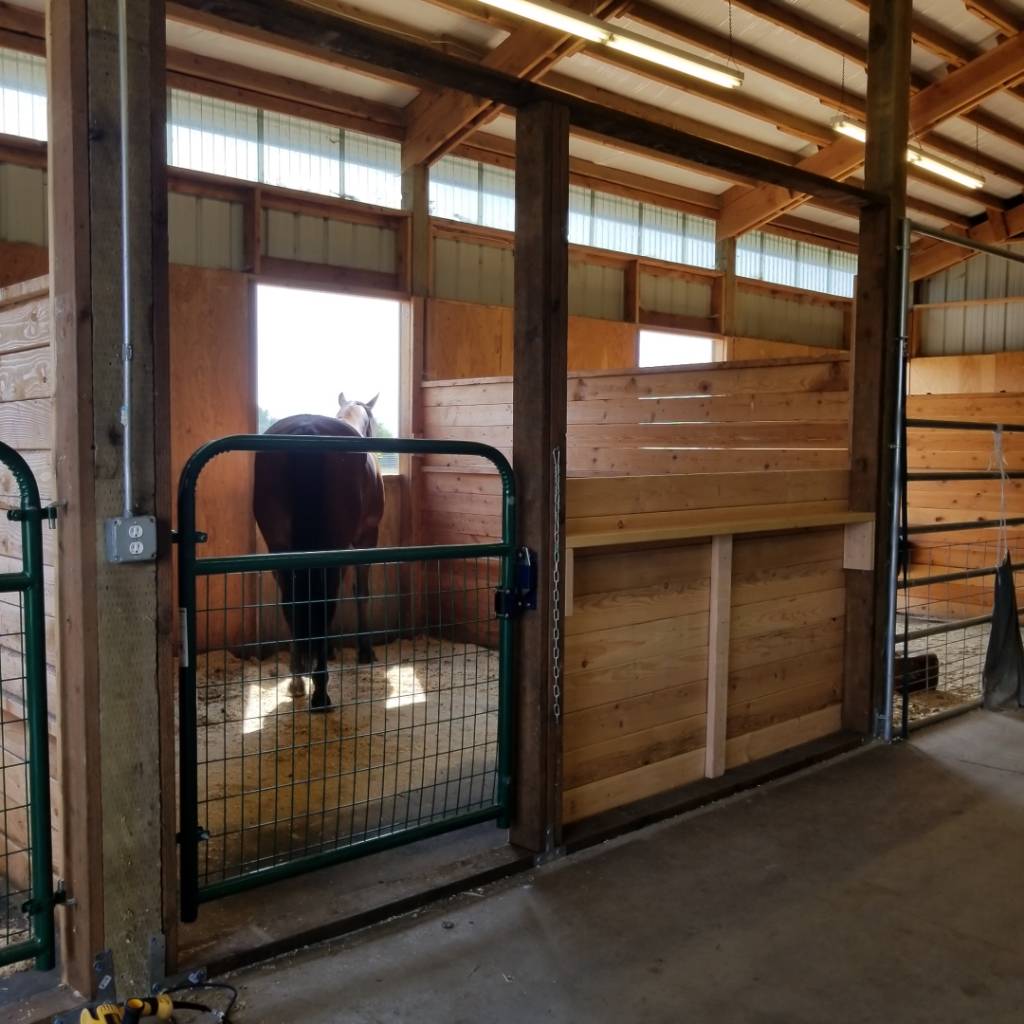 Horse owners, let’s see your stalls! | Green Tractor Talk