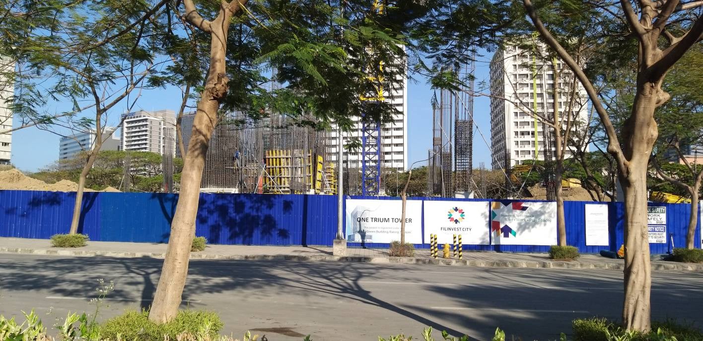 FILINVEST CITY | One Trium Tower | 19 fl | SkyscraperCity Forum