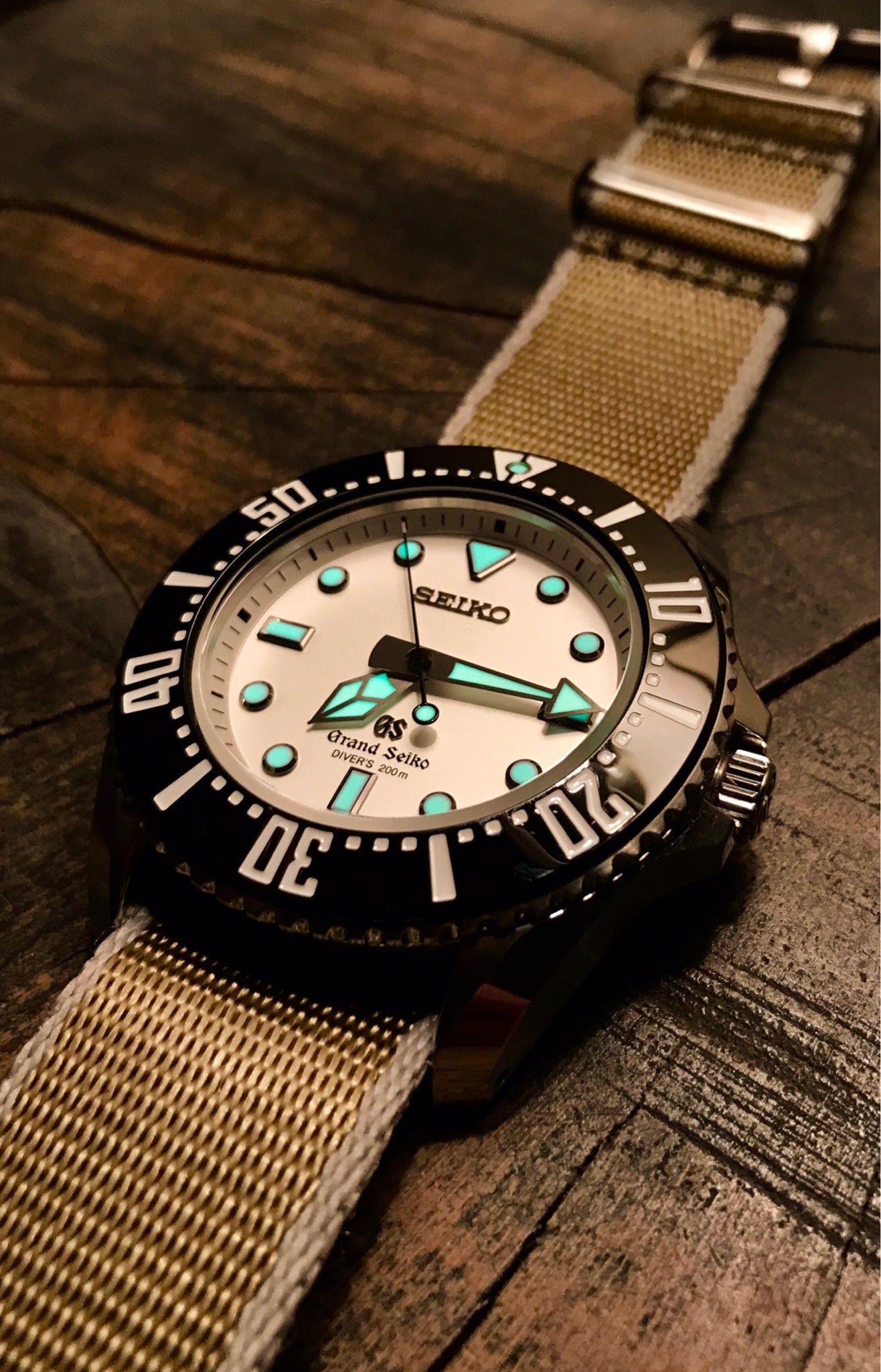 Bezel and Dial color combos | WatchUSeek Watch Forums