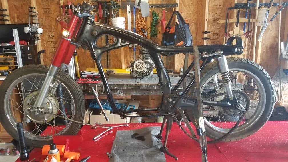 1970 CB350 Build - The Traitor | Honda Twins