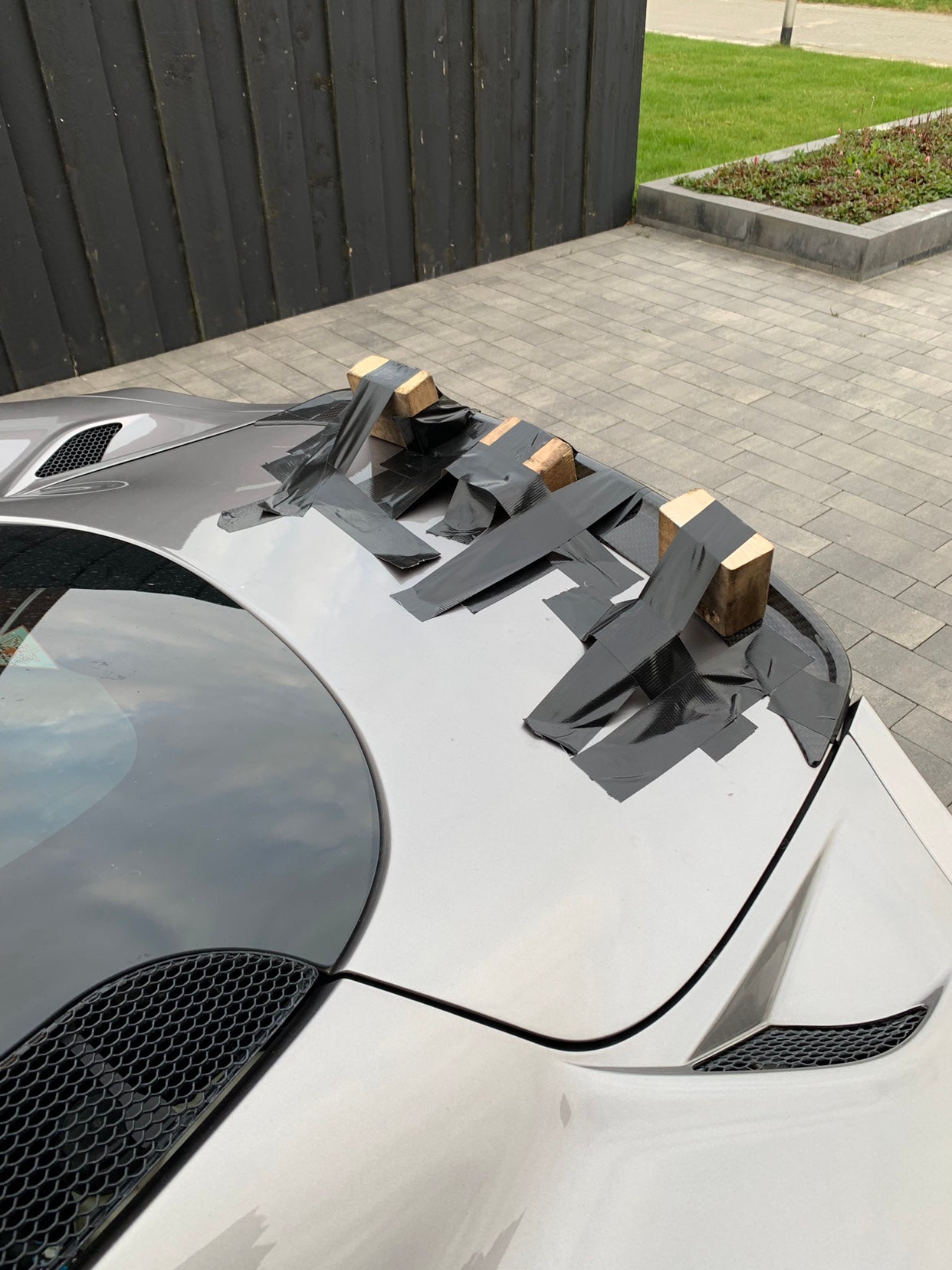 Rear spoiler for Spider and carbon parts | Alfa Romeo 4C Forums