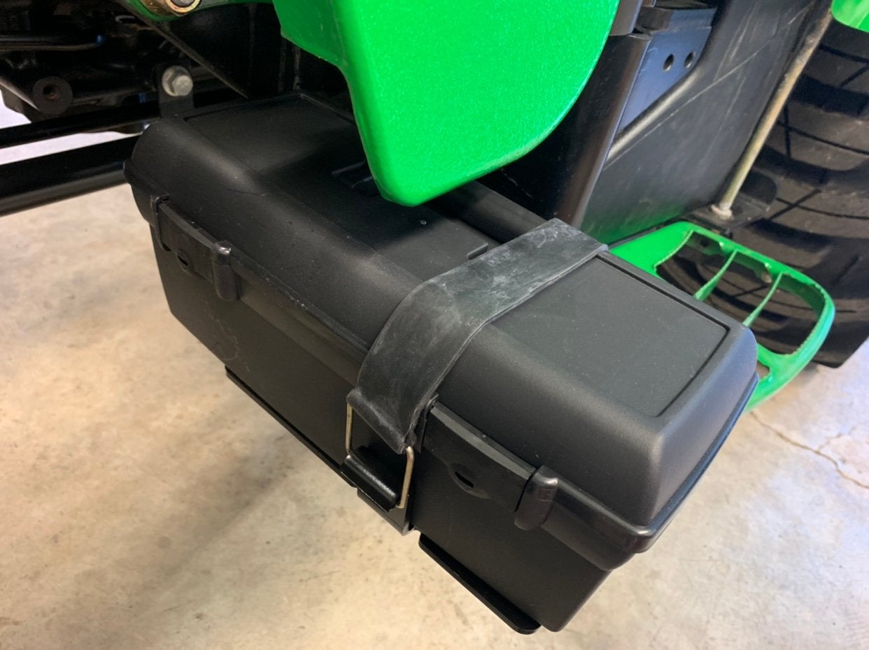 Add on John Deere tool box for 3x20 CAB Tractors | Green Tractor Talk