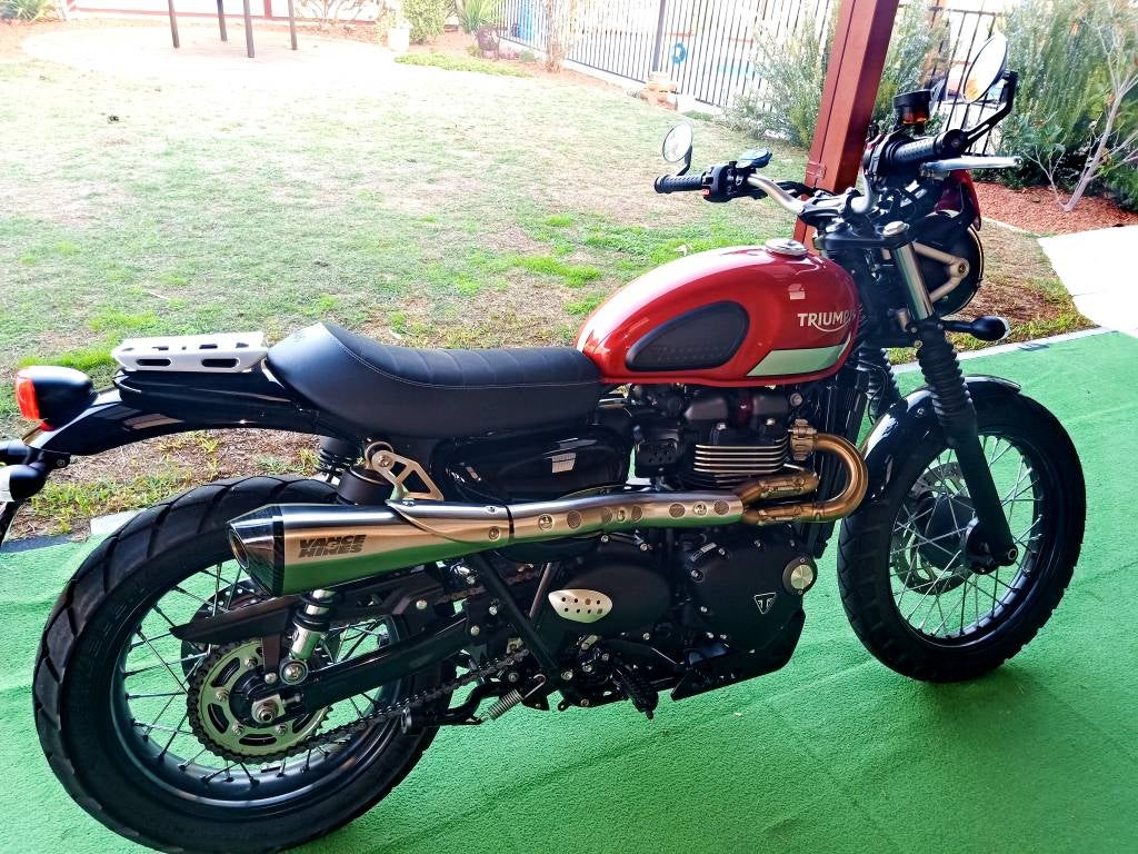Street Twin side panels fit Street Scrambler? | Triumph Rat Motorcycle ...