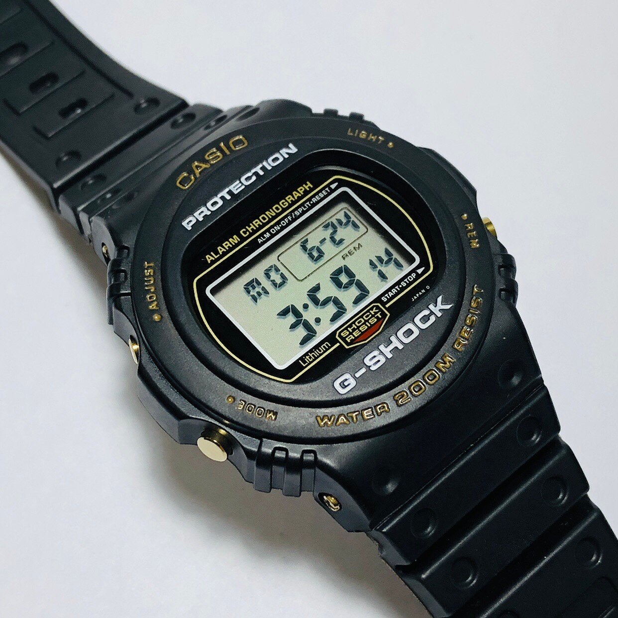 Casio G-Shock DW-5700 C-9V Gold Version Module 901 Rare Vintage Japan H ...