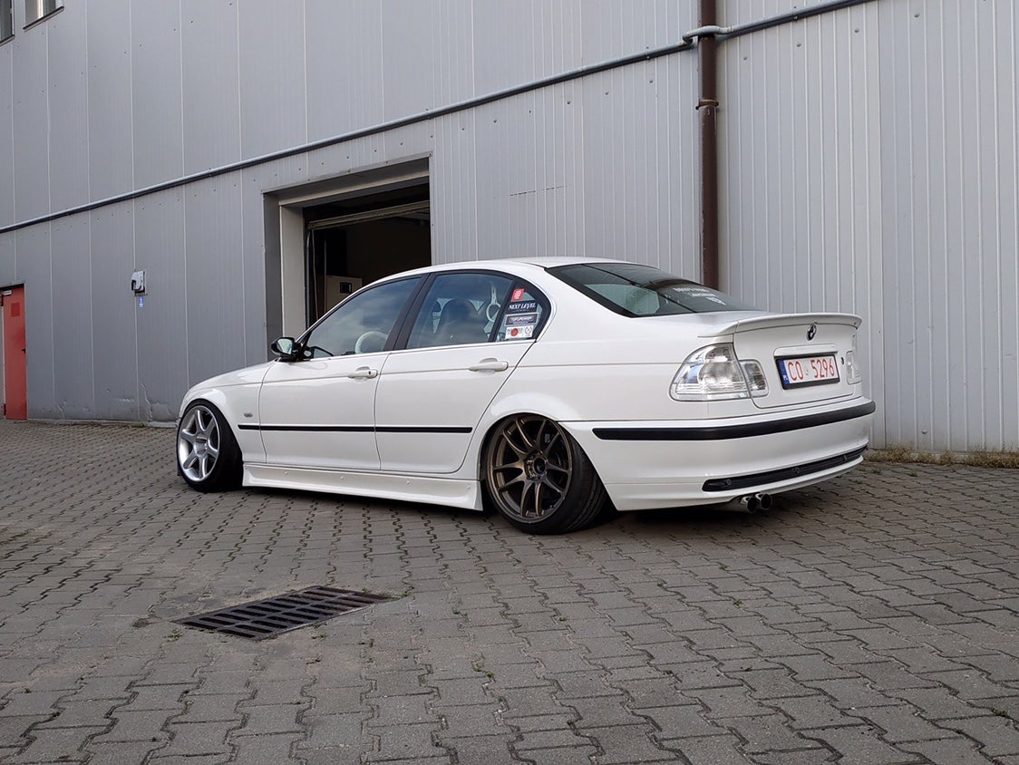 E46 Clear tail lights | BMW Forums : BimmerForums