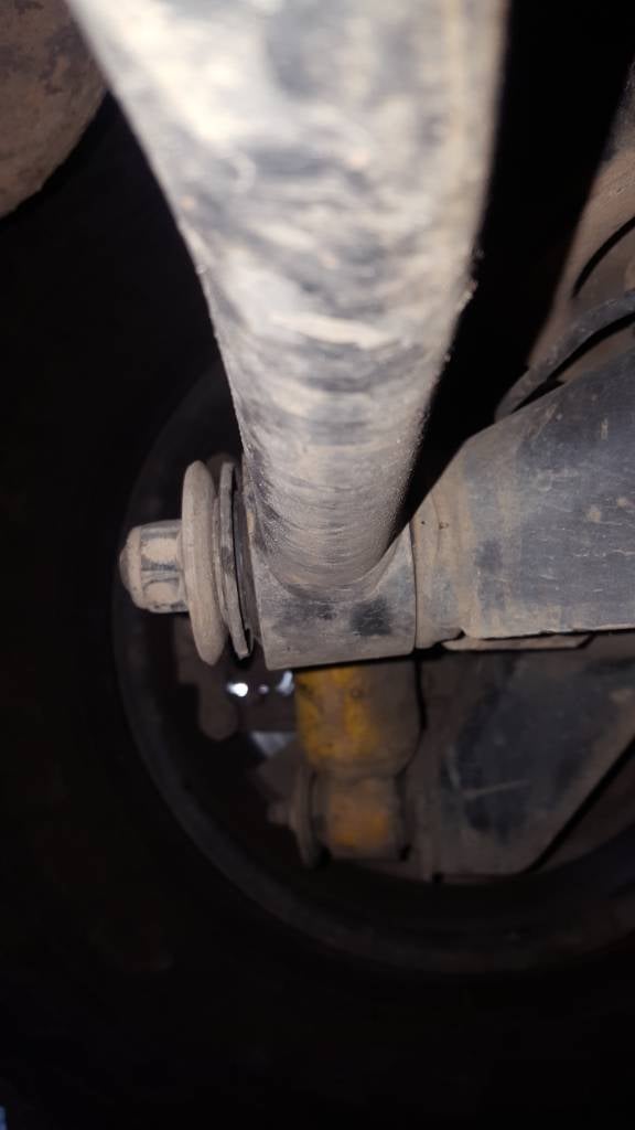 Panhard rod bushes sliding gu | Patrol 4x4 - Nissan Patrol Forum