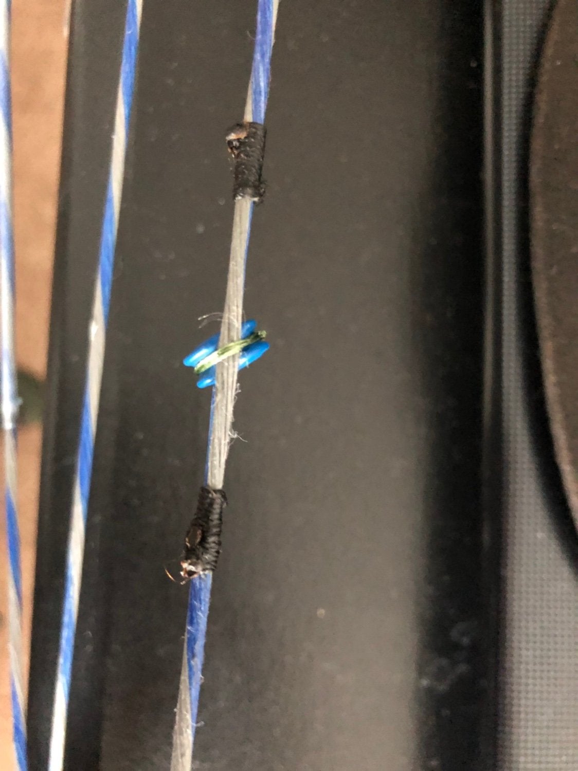 Is this normal string fray around peep? | Archery Talk Forum