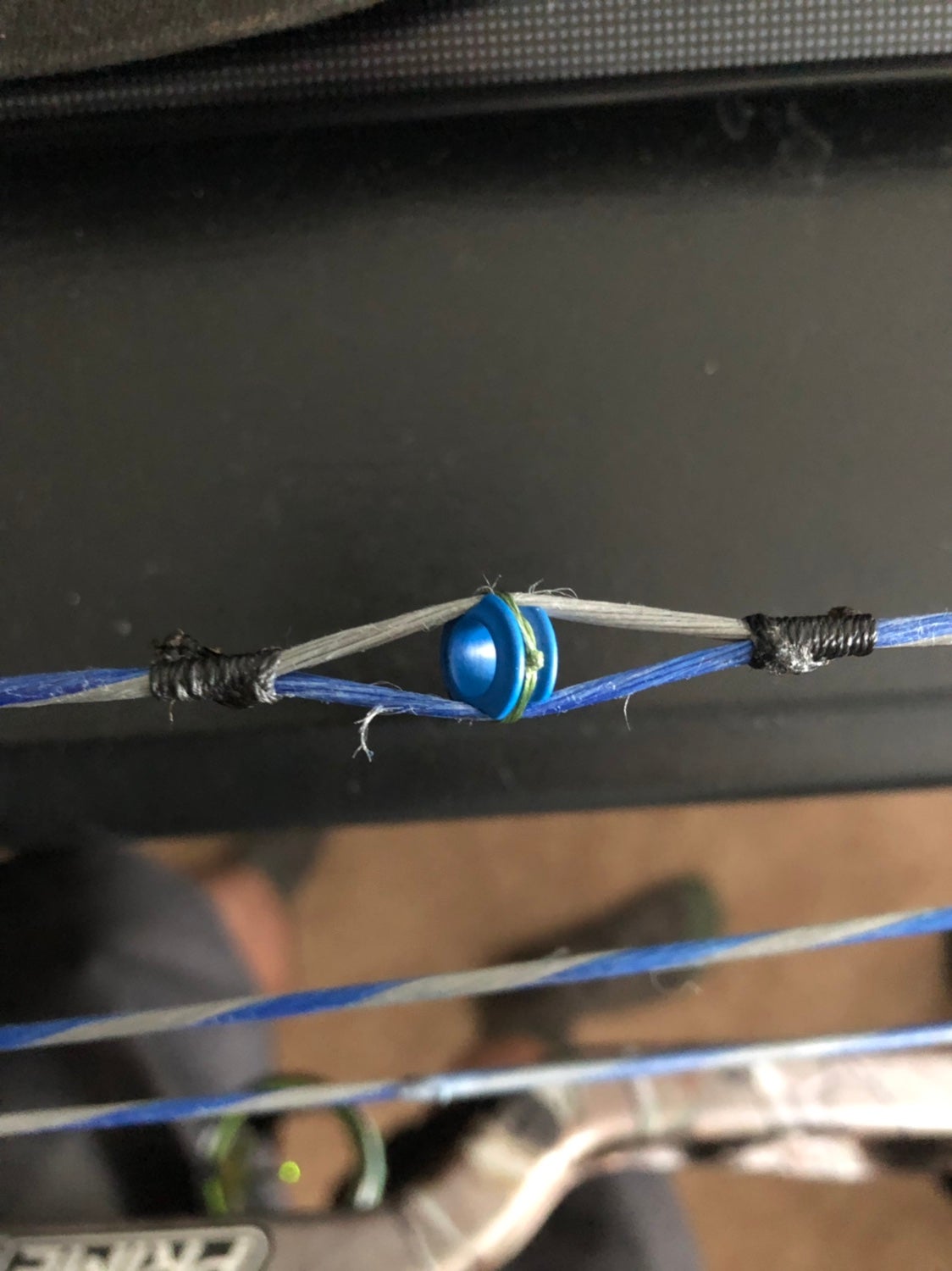 Is this normal string fray around peep? | Archery Talk Forum