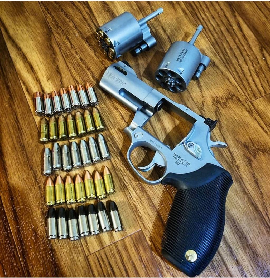 9mm Moon clips for a multi-cal 692? | Taurus Firearm Forum