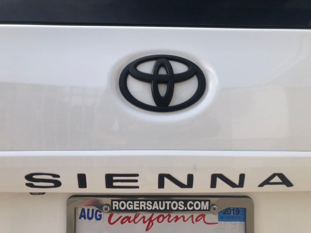 Blacking out emblems on 2019 Sienna SE | Toyota Sienna Forum ...