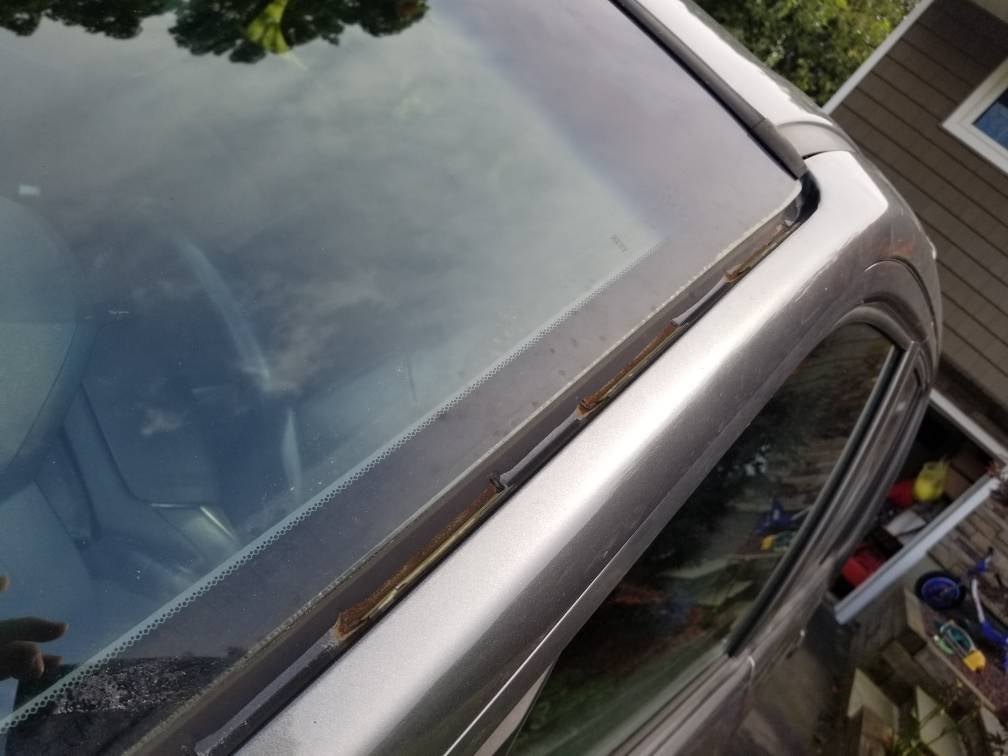 New windshield molding | Honda Pilot - Honda Pilot Forums