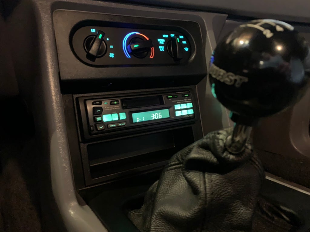 Where to find a 90s "period correct" looking head unit with bluetooth ...