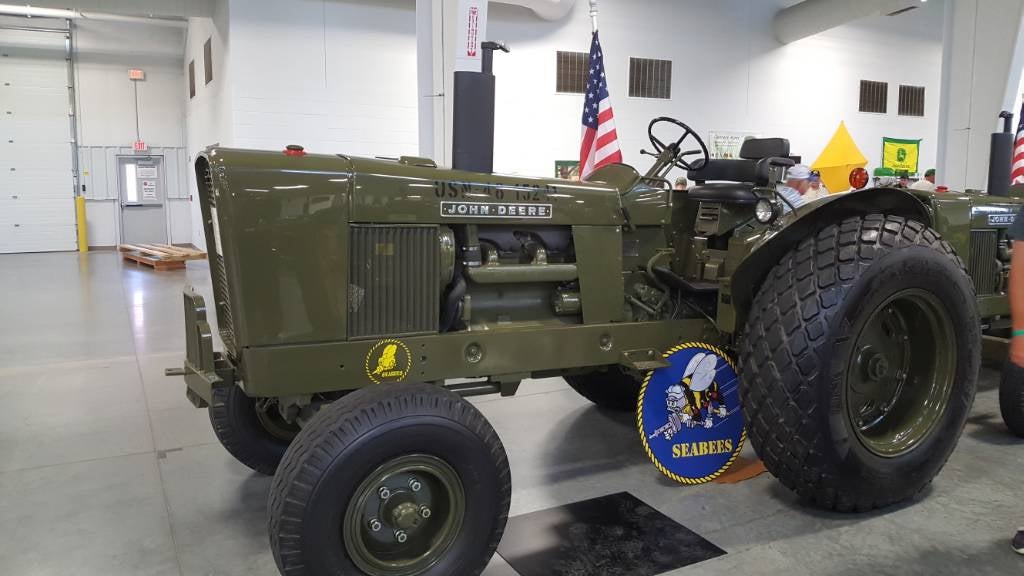 World War 2 Tractors - John Deere Prototype Military Vehicles - Classic ...