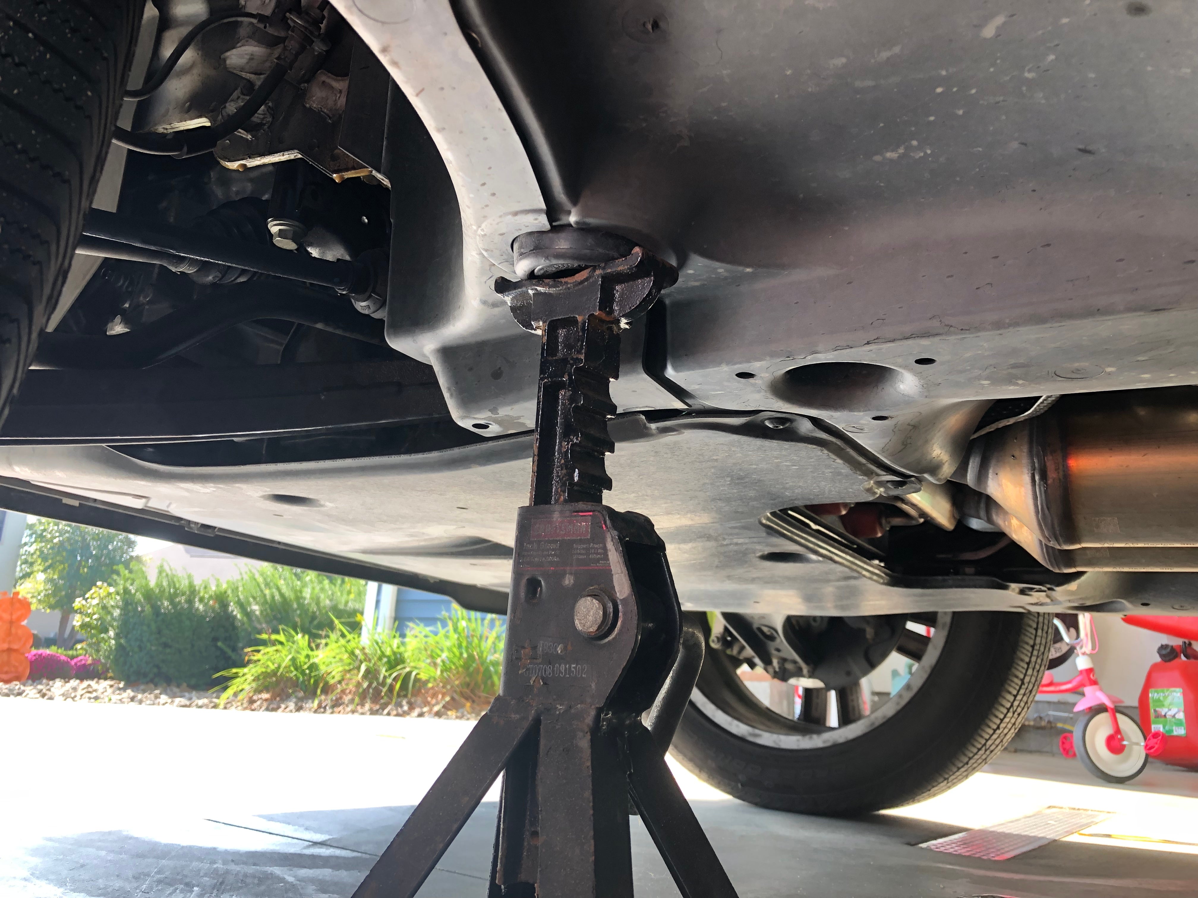 Atlas Jack Pad Location? | VW Vortex - Volkswagen Forum