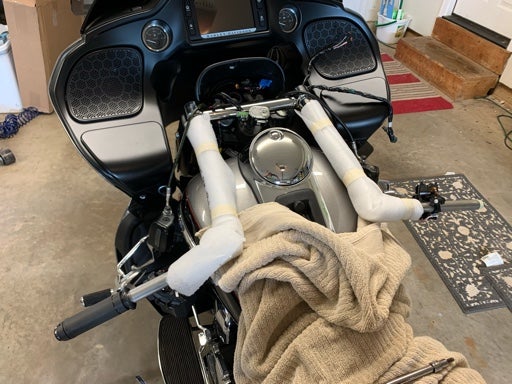 14" KST Pathfinder install | Road Glide