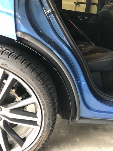 Rear doors gather way too much snow/dirt, design flaw? | Page 9 ...