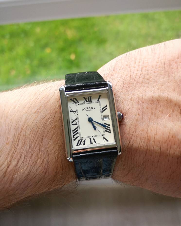 Cartier tank alike? | WatchUSeek Watch Forums