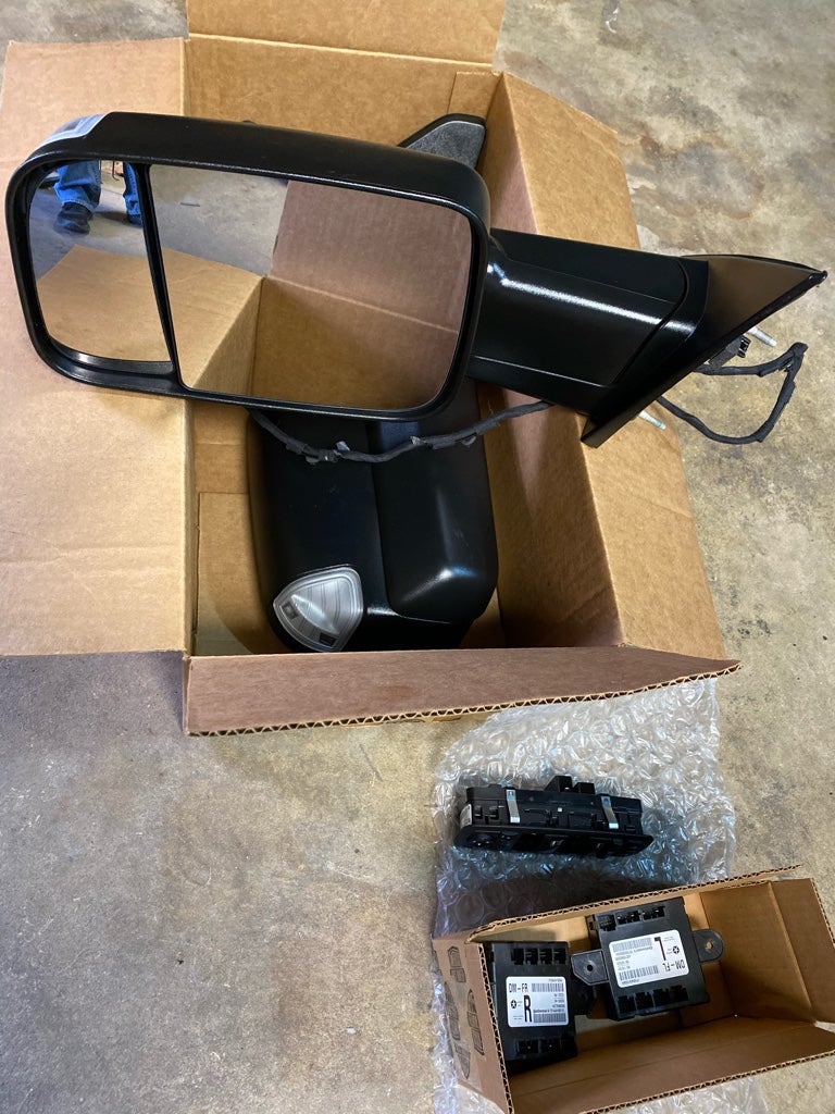 2019 Rebel tow mirrors-Wichita, Ks | Ram Rebel Forum