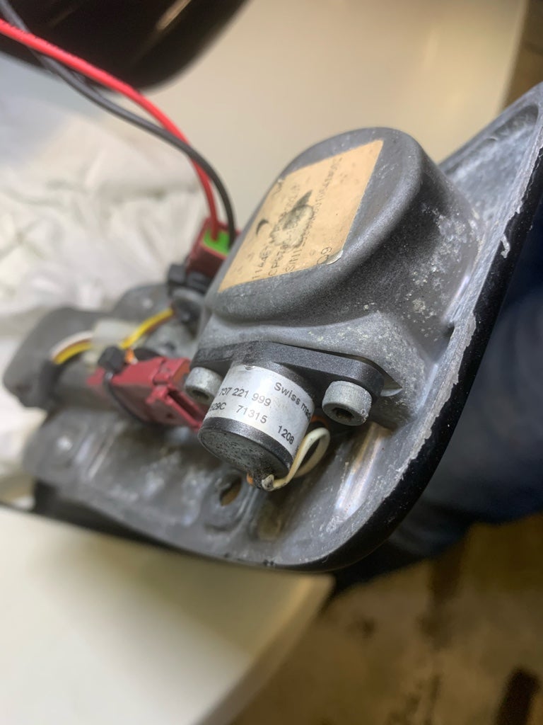 Ambient air temperature sensor and angel sensor to rear ving + lambda ...